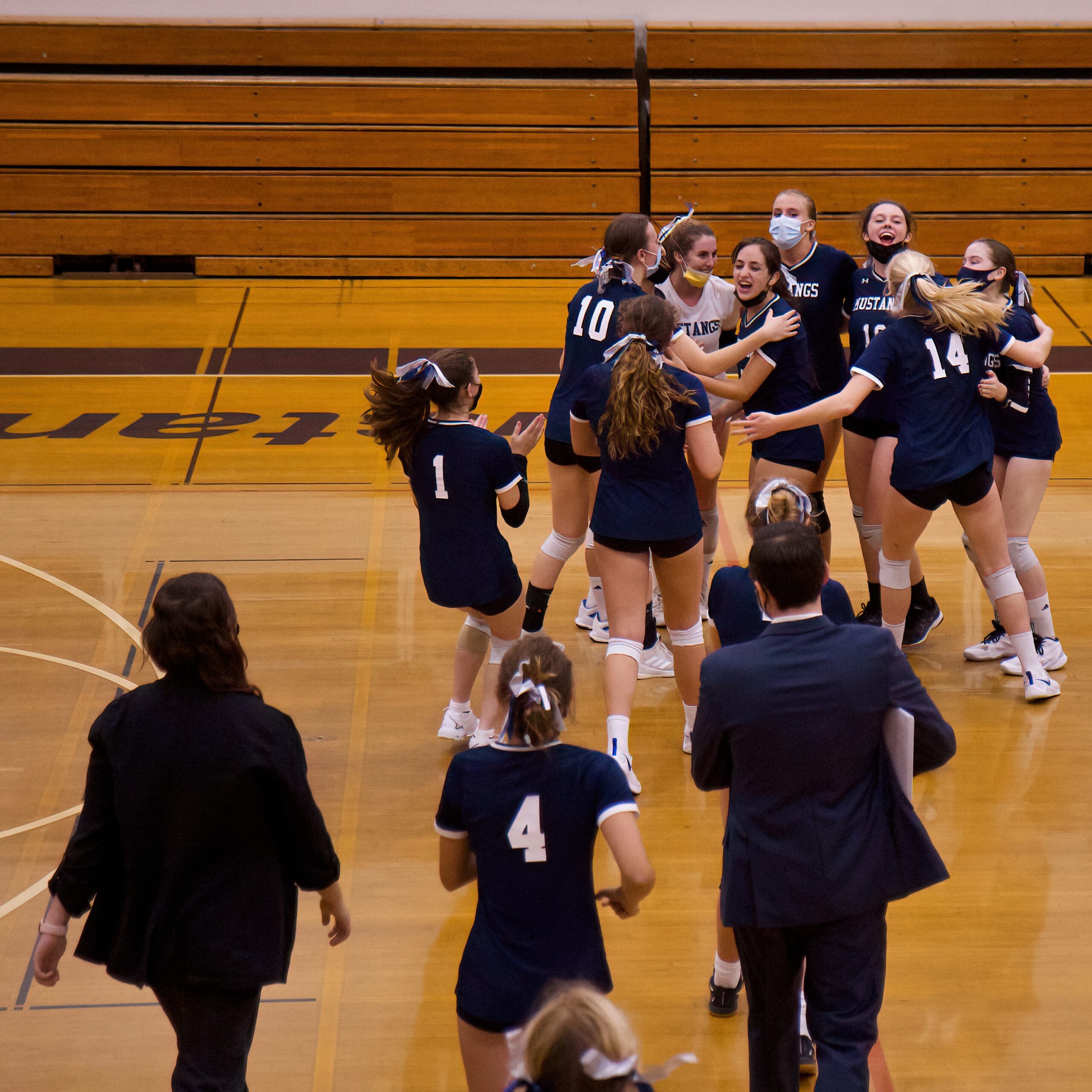 2021 Varsity Photos Sda Girls Volleyball